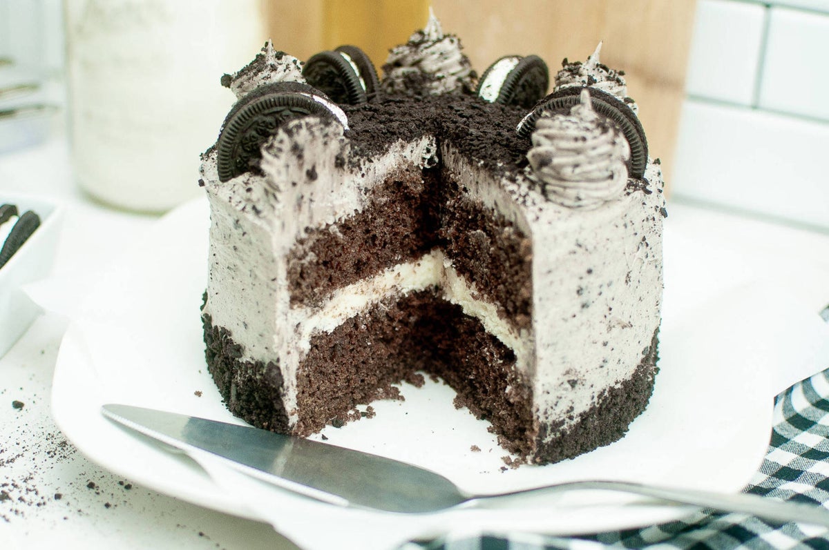 Oreo Cookie Cake | Recipes by Josh